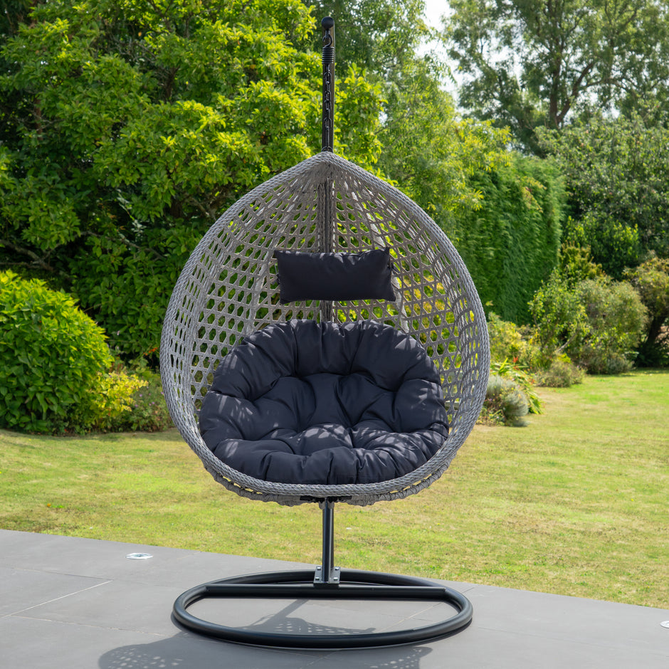 Outdoor Garden Egg Chairs | Comfy Egg